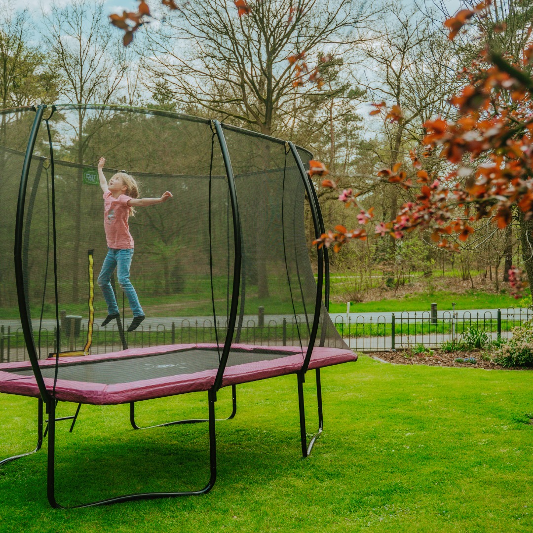 Kleine trampoline of een rechthoek trampoline: spring met plezier!